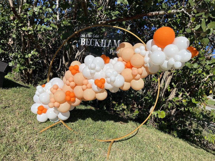 Gold Circle arch w/ half balloon garland - Family First Events and ...